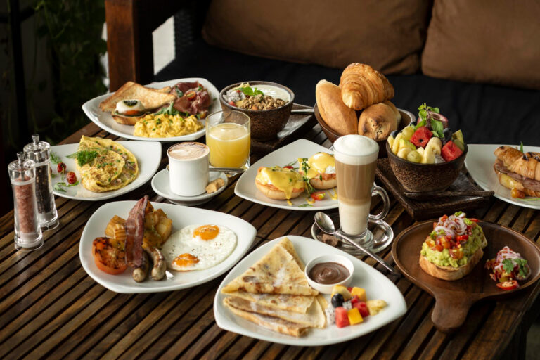 5 Amazing Unlimited Breakfast Deals To Try In Dubai - Time In UAE